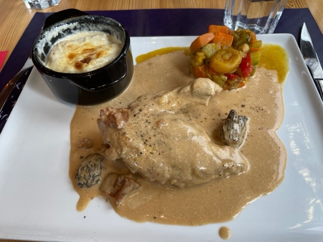 L’Estavou – Delicious food in Mont-Dore – Celia SO Paris English and ...